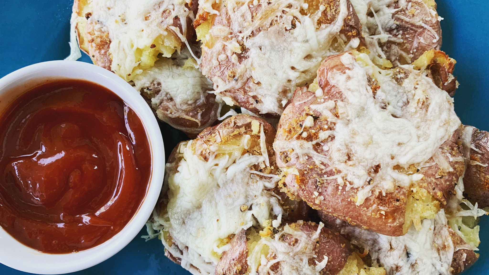 Cheesy Smashed Potatoes Recipe - Fresco